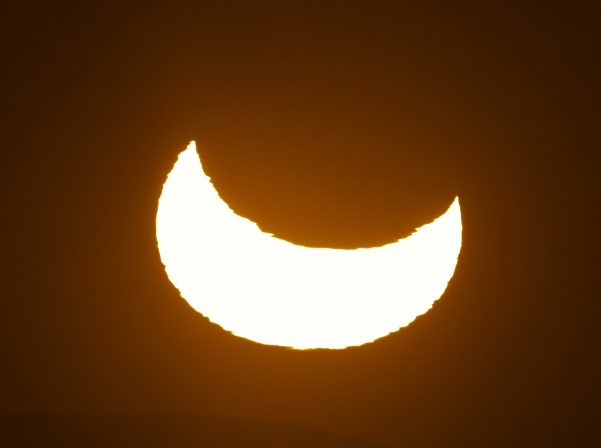 The stages of the annular solar eclipse that the country witnessed ...