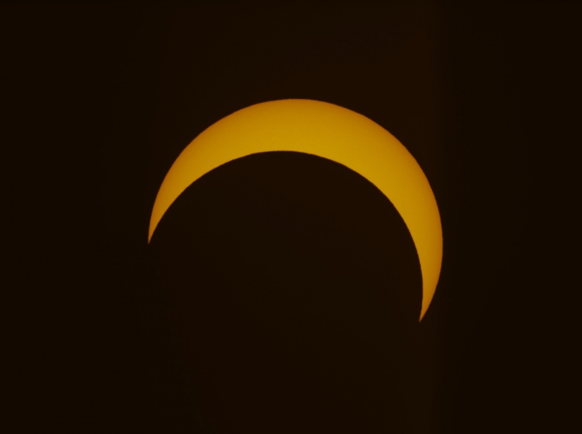 The stages of the annular solar eclipse that the country witnessed ...
